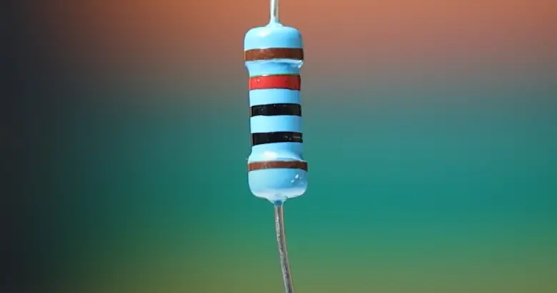 Does a Resistor Reduce Voltage? - ElectronicsHacks