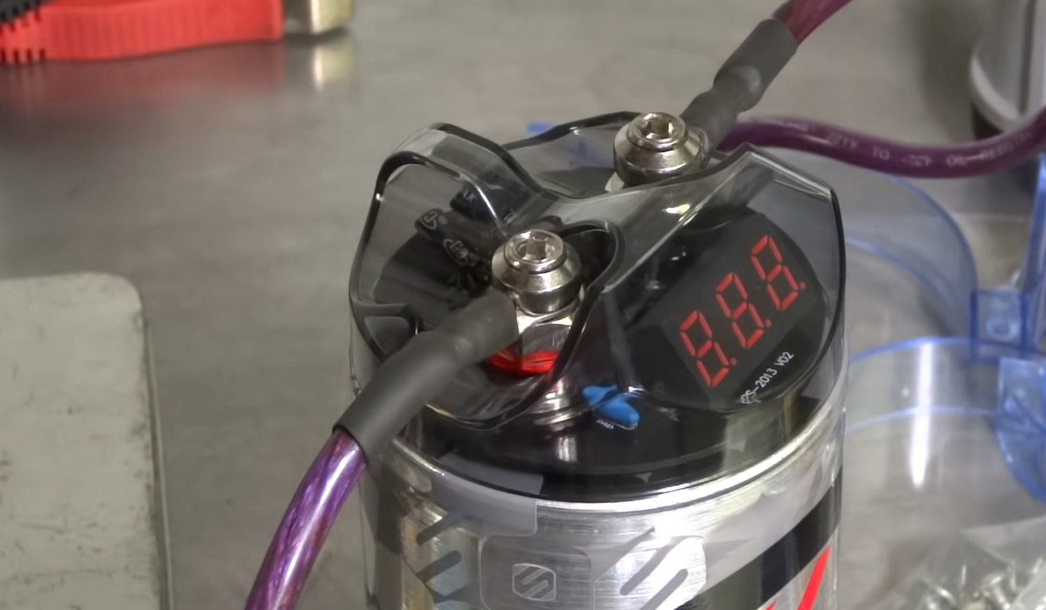 How to Charge a Scosche 500K Micro Farad Capacitor? - ElectronicsHacks