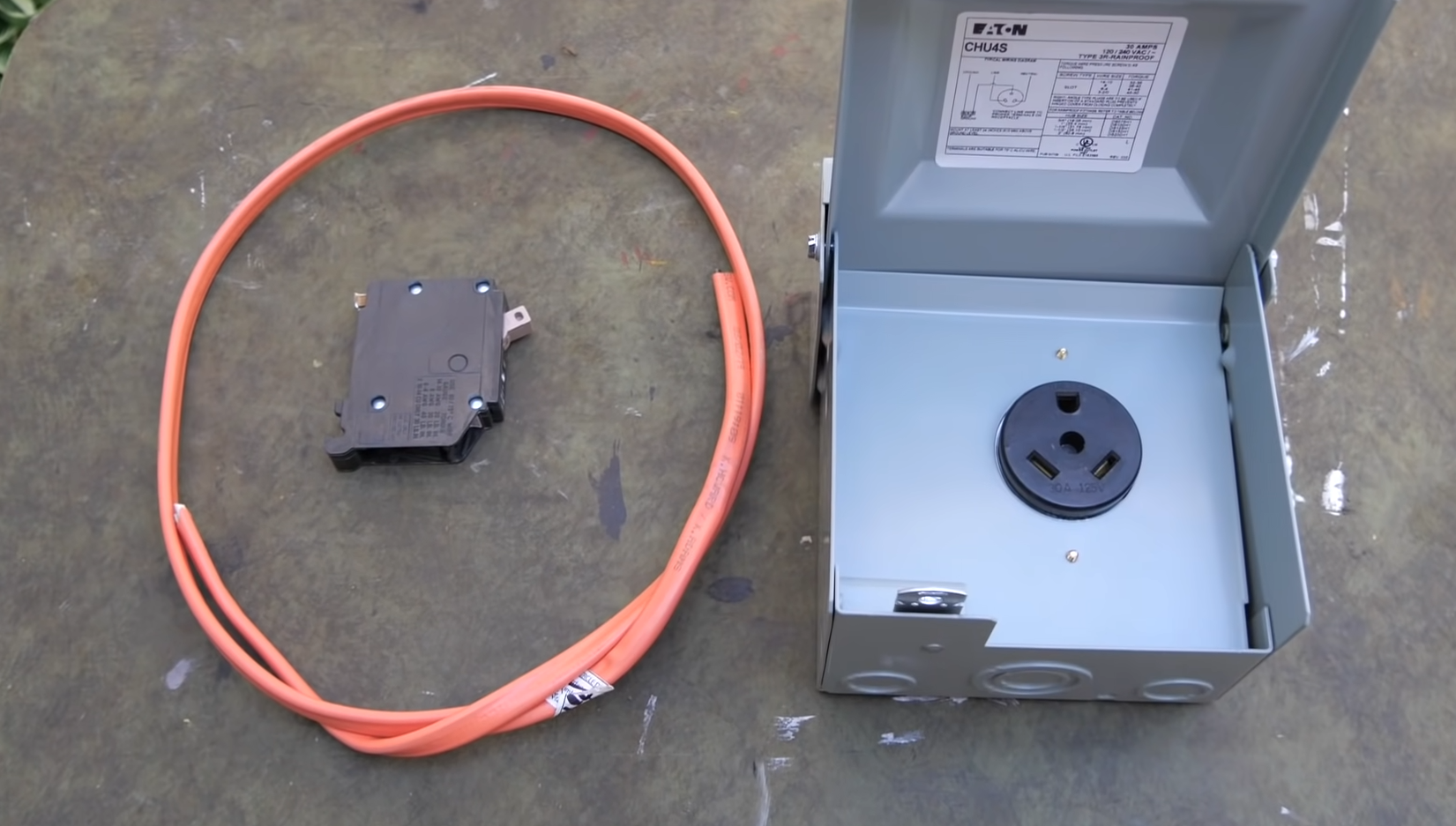 How to Install a 30-Amp Breaker? - ElectronicsHacks