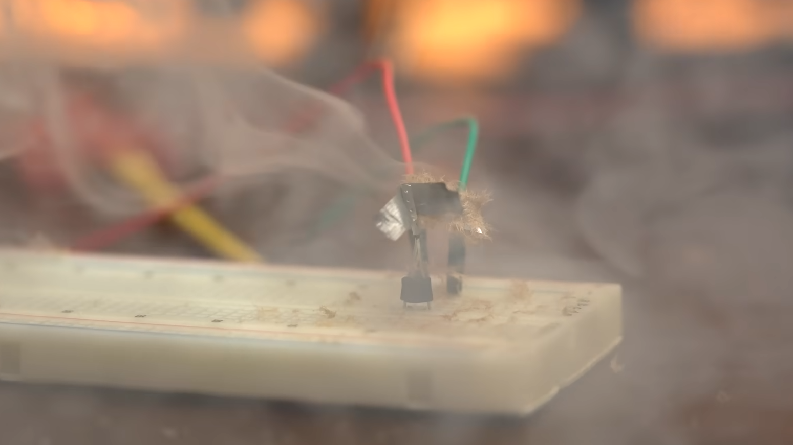 Is a Fuse a Resistor? - ElectronicsHacks