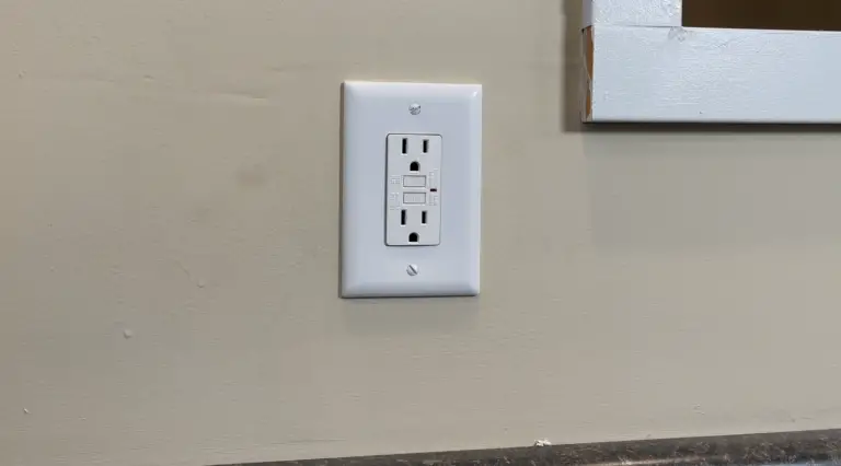 Line vs. Load GFCI: What’s the Difference? - ElectronicsHacks