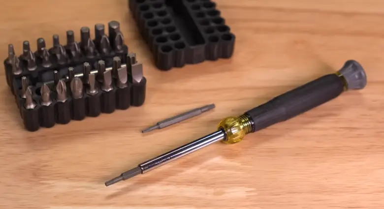 Linus Tech Tips Screwdriver Review - ElectronicsHacks