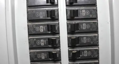 No Power But Circuit Breaker Not Tripped: How to Fix? - ElectronicsHacks