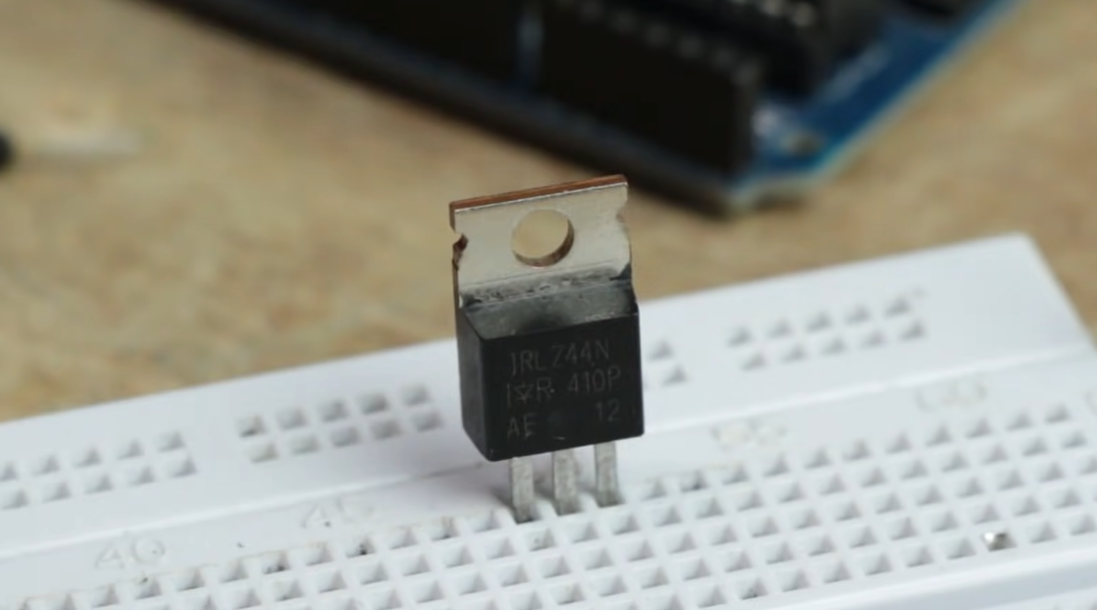What Is Triode Region in MOSFET? - ElectronicsHacks