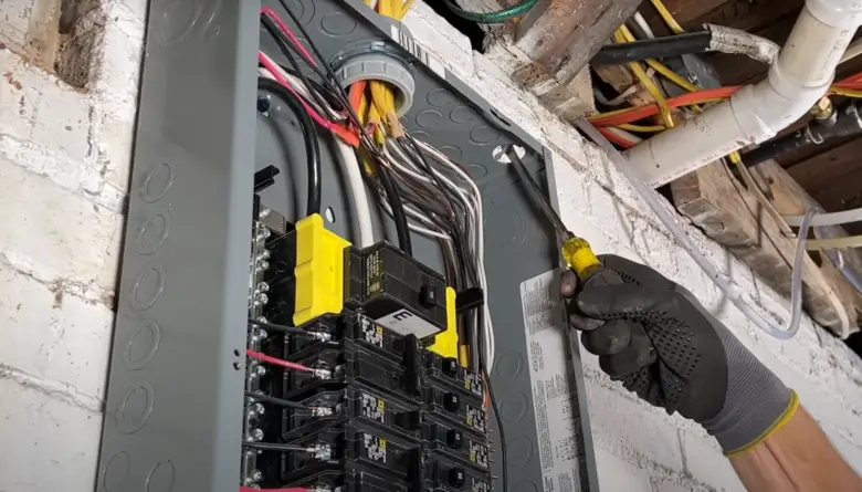 What Size Wire for a 100-Amp Sub Panel? - ElectronicsHacks