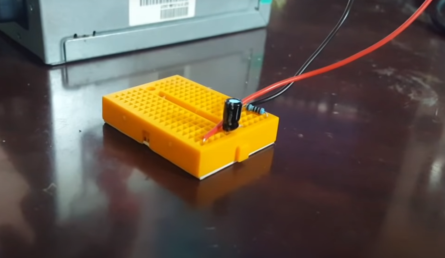 Why Do Capacitors Explode? - ElectronicsHacks