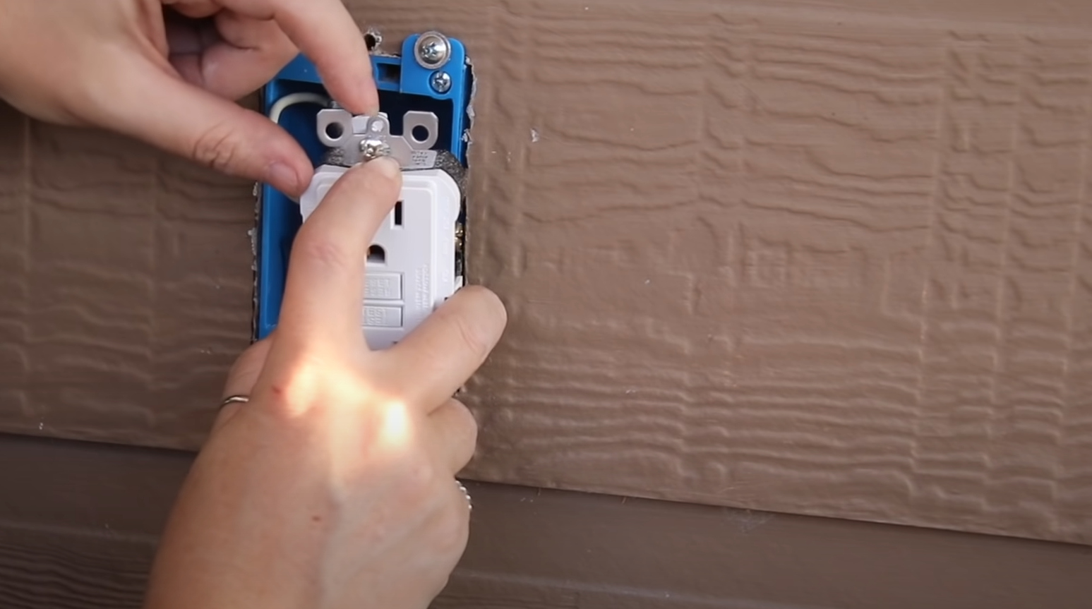 How Much Does It Cost to Add an Electrical Outlet Outside ...