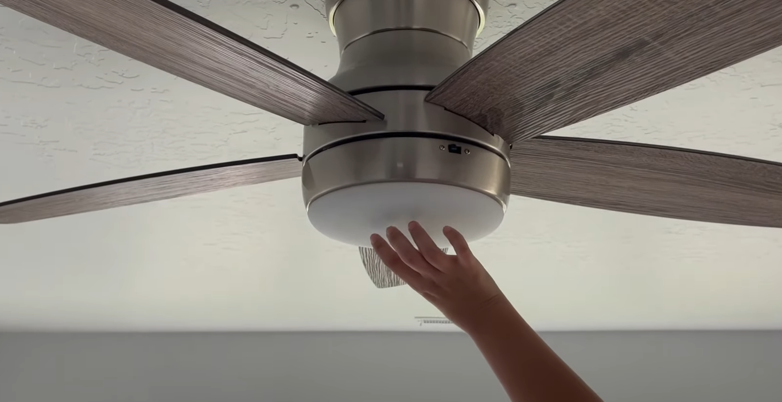 How to Change Direction on Ceiling Fan Without Switch? - ElectronicsHacks