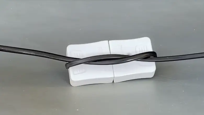 How to Wire a Light Fixture With Two Black Wires? - ElectronicsHacks