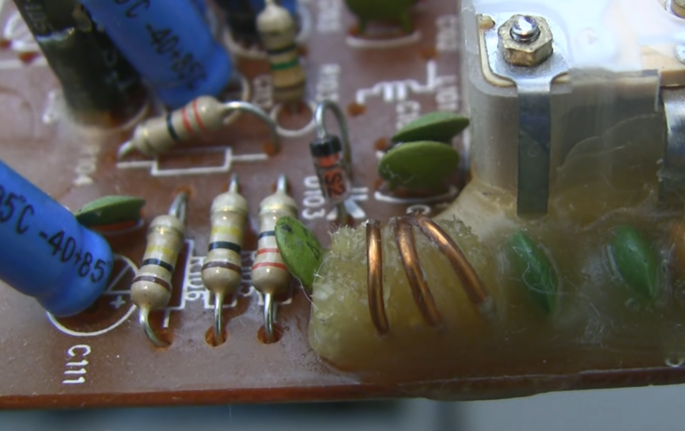 Inductance vs. Impedance: What’s the Difference? - ElectronicsHacks