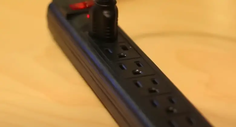 Japan Electrical Outlet vs. US: What’s the Difference? - ElectronicsHacks