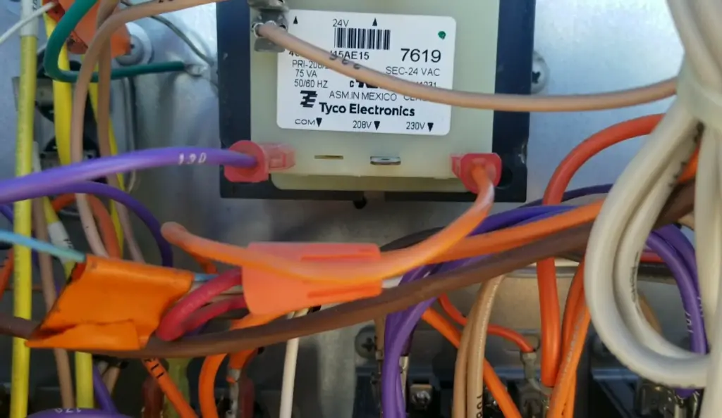 Can You Run A 208 Volt Motor On 240 Volts ElectronicsHacks Can You Run A 208 Volt Motor On 240 Volts ElectronicsHacks