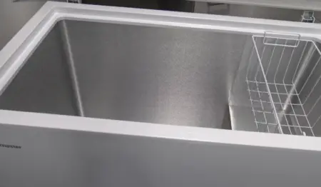 How Many Watts Does a Deep Freezer Use? - ElectronicsHacks