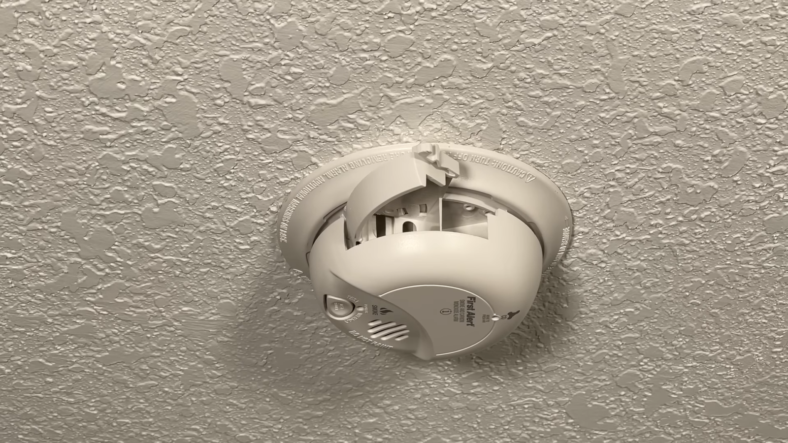 Can You Unplug a Hard-Wired Smoke Detector? - ElectronicsHacks
