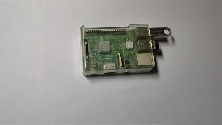 How to Boot Raspberry Pi From USB? - ElectronicsHacks