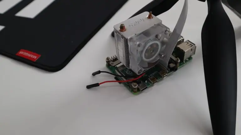 How to Build a Raspberry Pi Security Camera Network? - ElectronicsHacks
