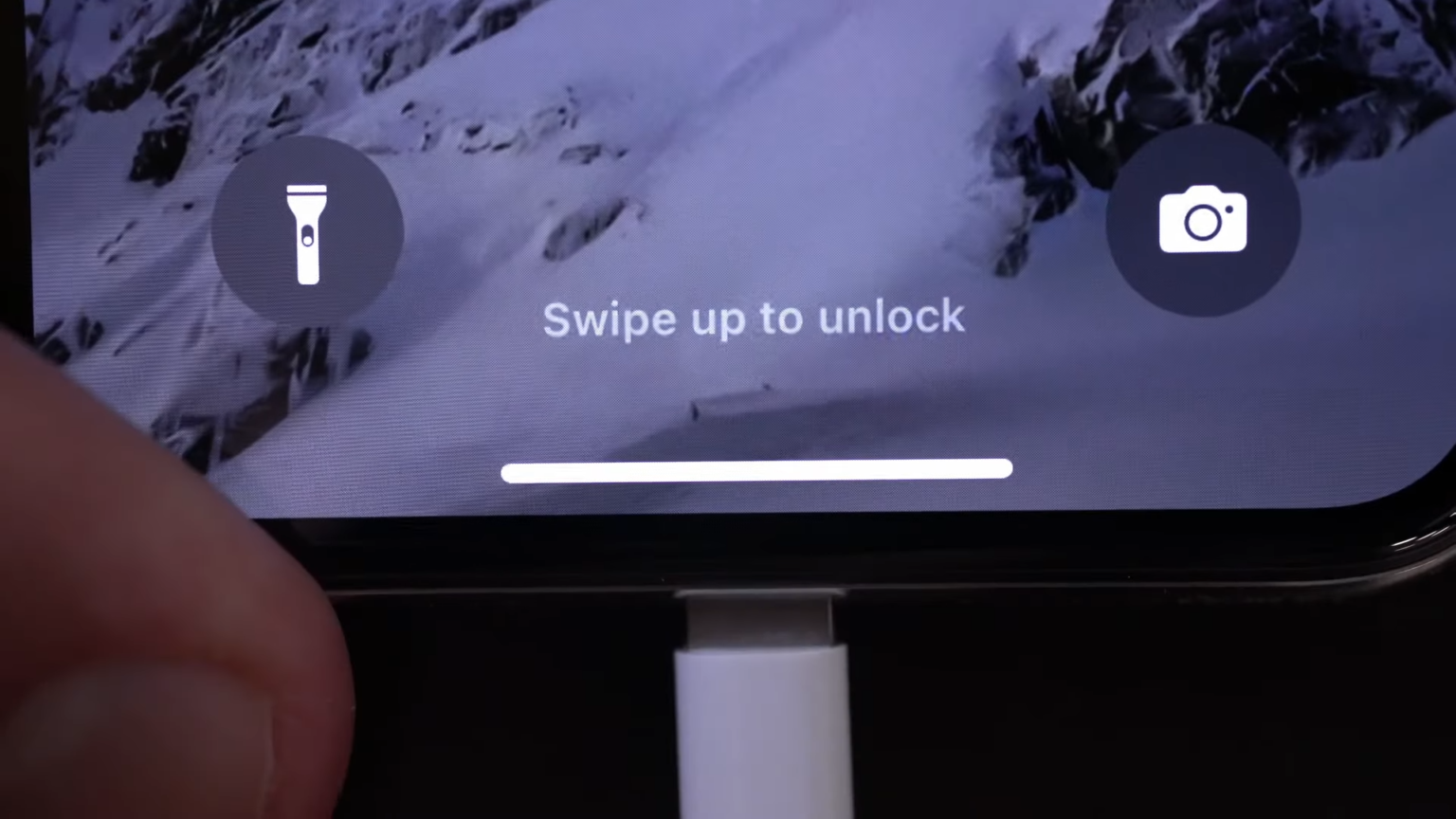 How to Fix a Charger That Only Works at an Angle? - ElectronicsHacks