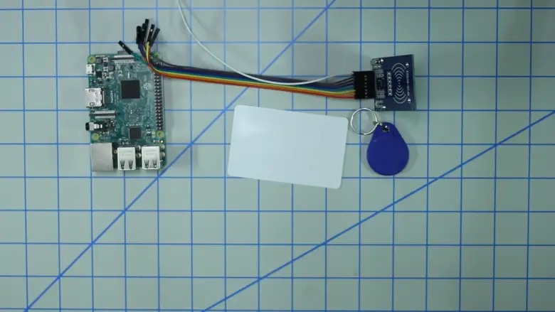 How to Setup a Raspberry Pi RFID RC522 Chip? - ElectronicsHacks