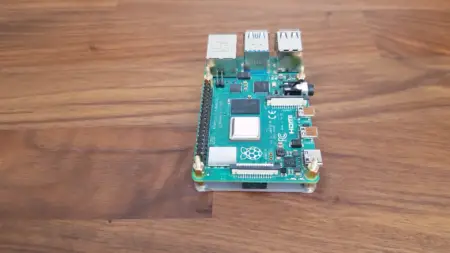 Red and Green Lights on the Raspberry Pi: What Does it Mean ...