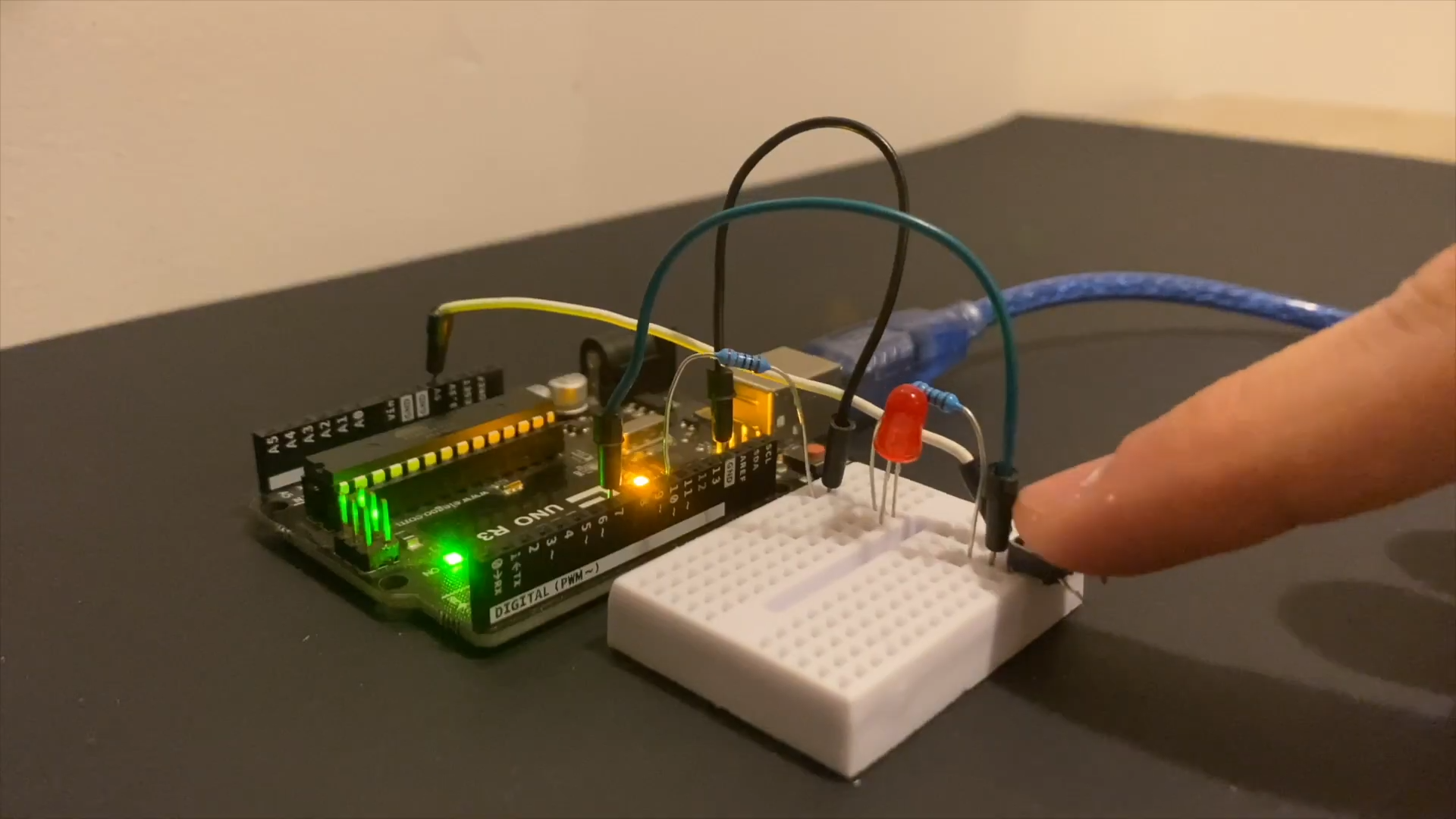 The R-2R Ladder: Everything You Should Know - ElectronicsHacks