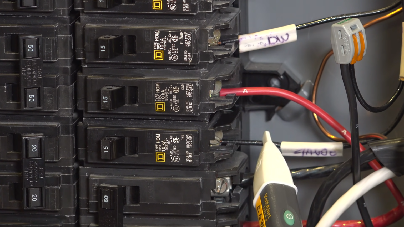 What Does an Electrical Fire Smell Like? - ElectronicsHacks