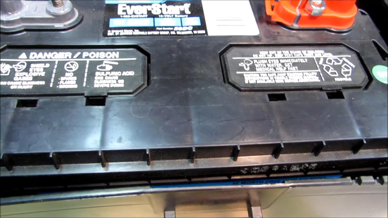 What Does Battery Acid Look Like? - ElectronicsHacks